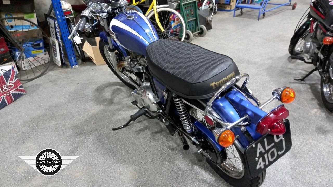 Lot 252 - 1971 TRIUMPH
