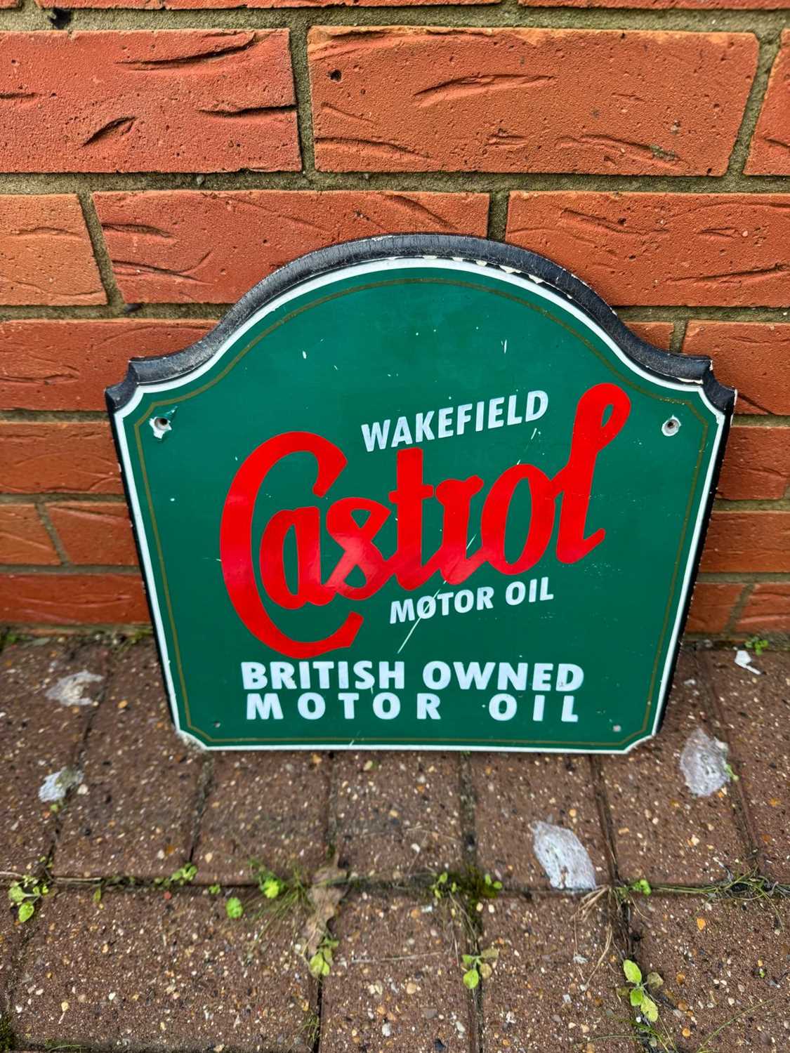 Lot 107 - WOODEN CASTROL WAKEFIELD MOTOR OIL SIGN