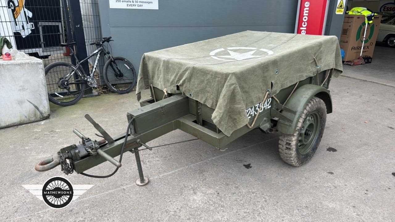 Lot 524 - WW2 10CWJ TRAILER