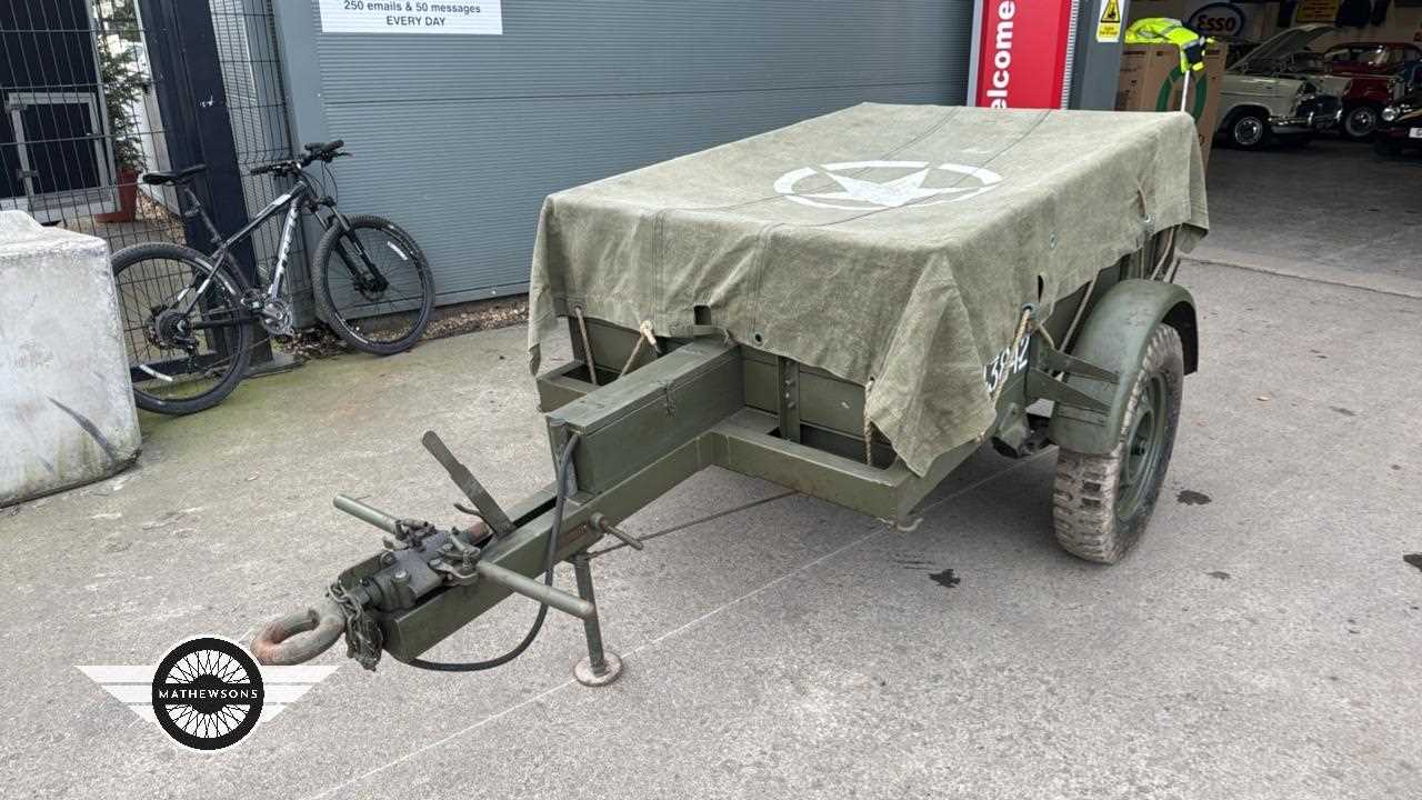 Lot 524 - WW2 10CWJ TRAILER