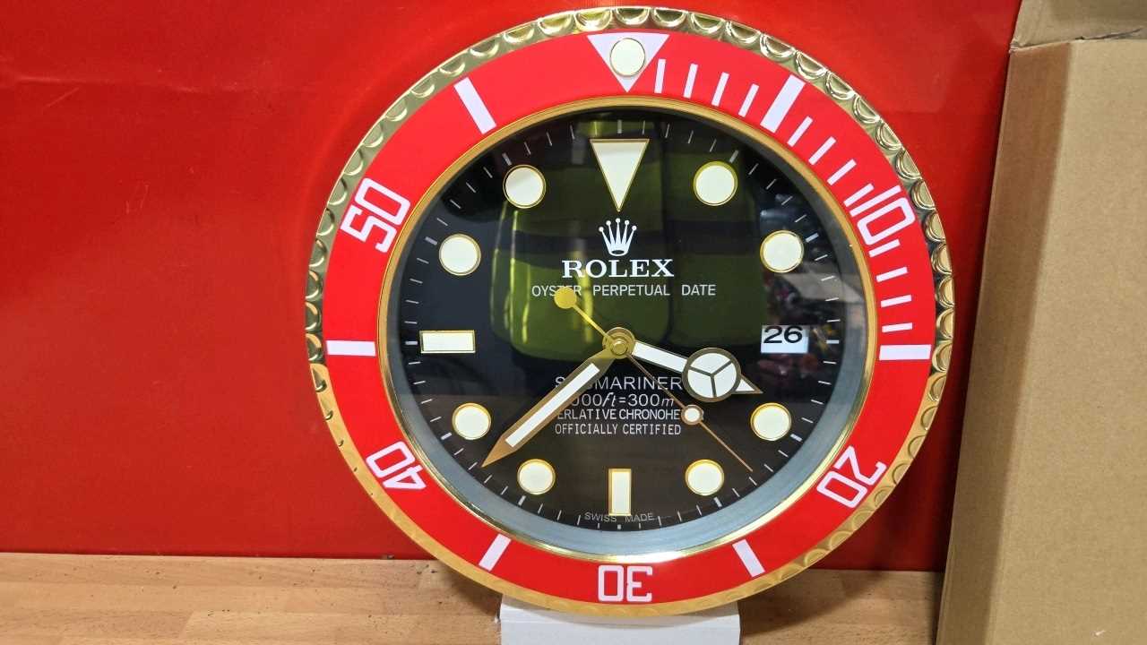 Lot 349 - ROLEX STYLE WALL CLOCK 13"