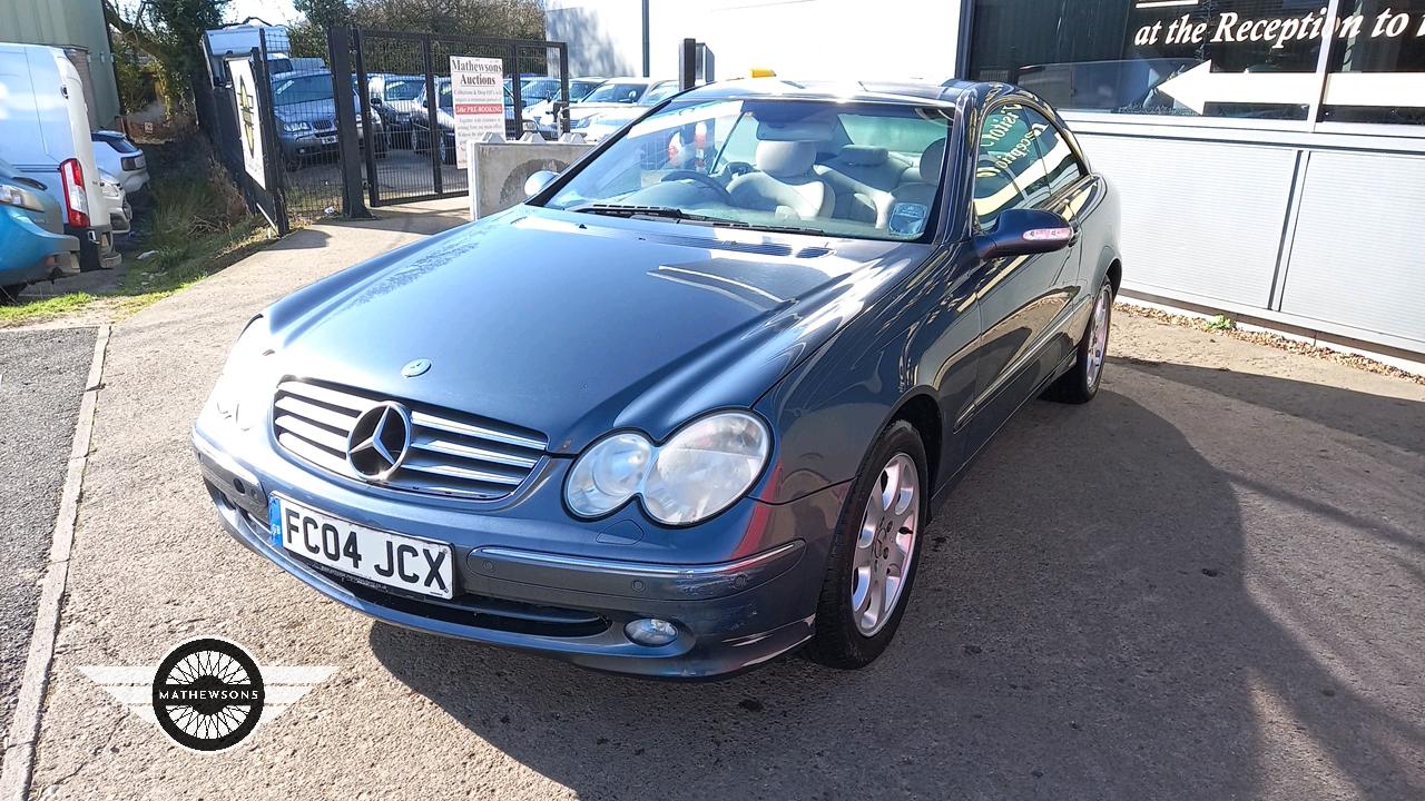 Lot 576 - 2004 MERCEDES CLK 240 ELEGANCE AUTO