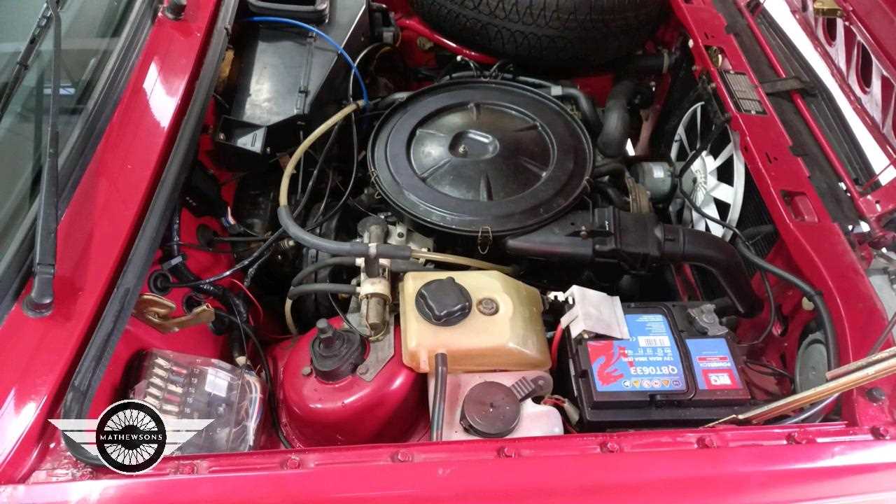 Lot 632 - 1990 VOLVO 340 GL AUTO