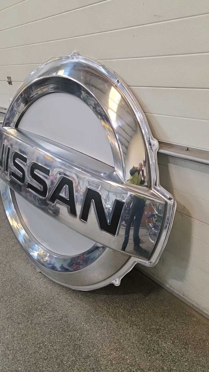 Lot 61 - NISSAN GENUINE DEALERSHIP SIGN WITH RAISED