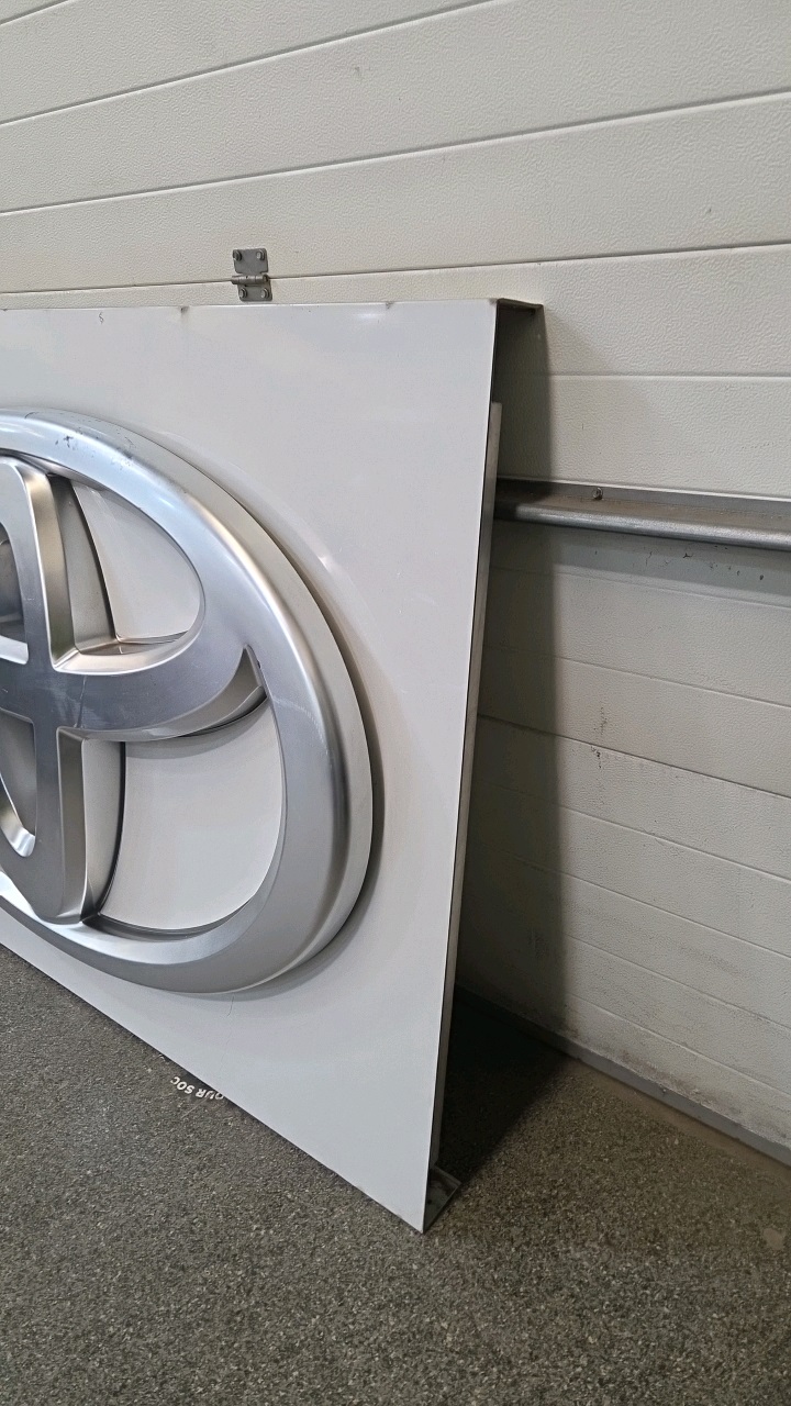 Lot 111 - GENUINE TOYOTA DEALER SIGN WITH RAISED