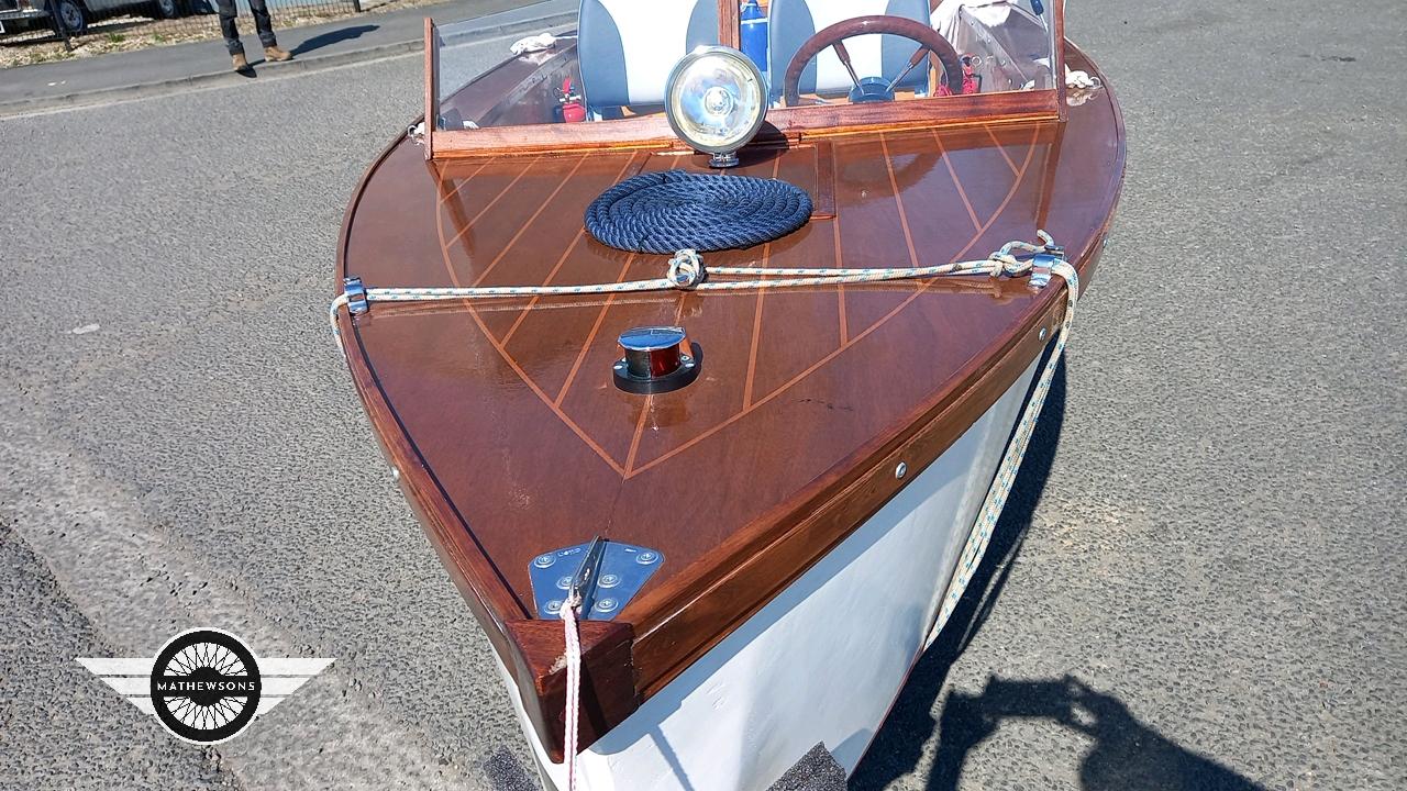 Lot 454 - SELWAY FISHER 16 FOOT WINDSOR SLIPPER LAUNCH