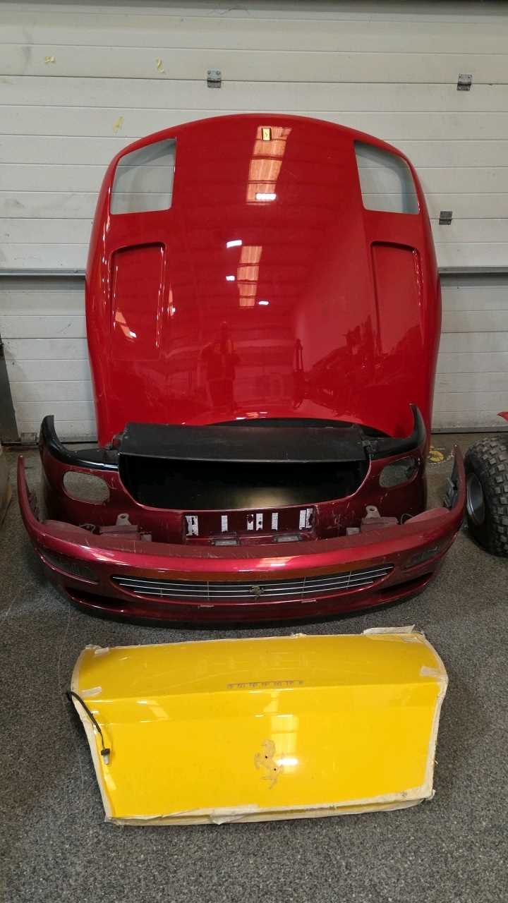 Lot 287 - FERRARI 456 1997 BODY PANELS