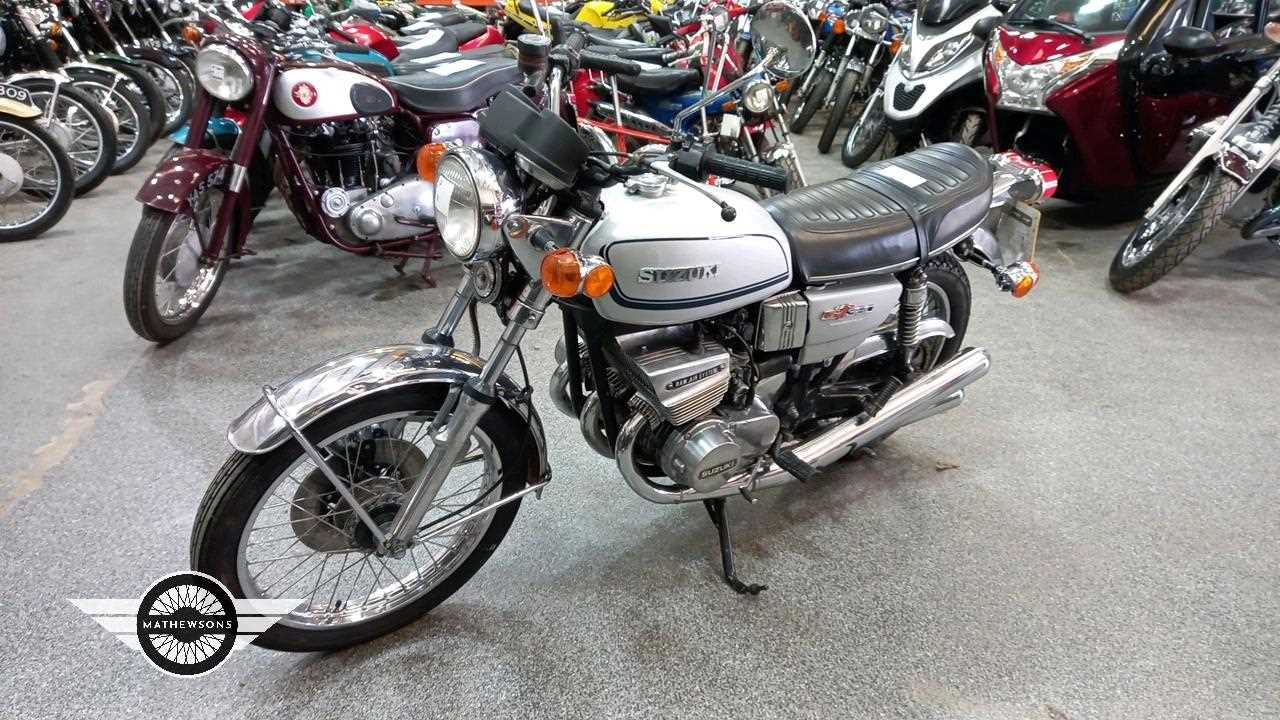 Lot 346 - 1974 SUZUKI