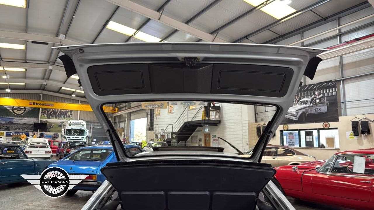 Lot 680 - 1986 FORD CAPRI LASER