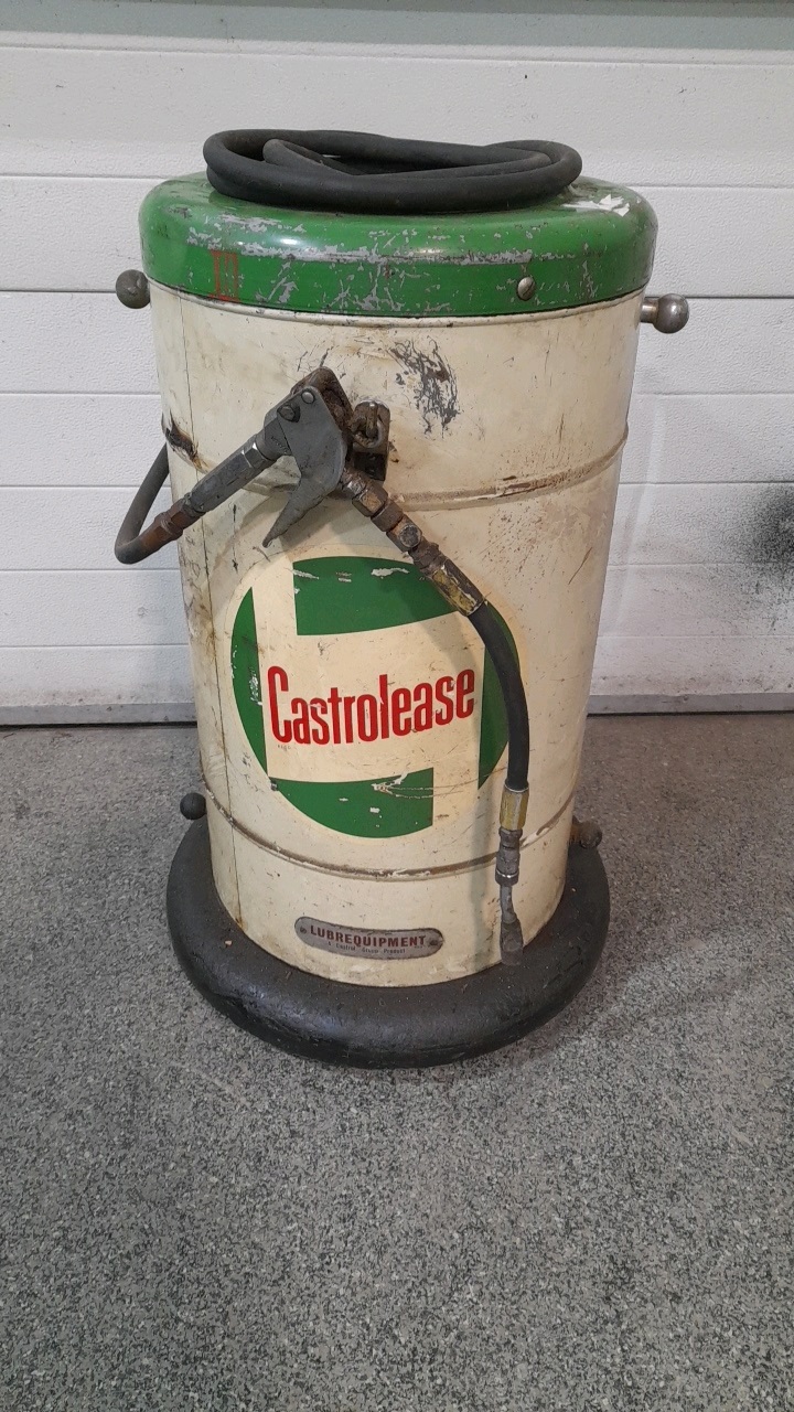 Lot 893 - CASTROL AIR OPERATED LUBRICATING DISPENSER