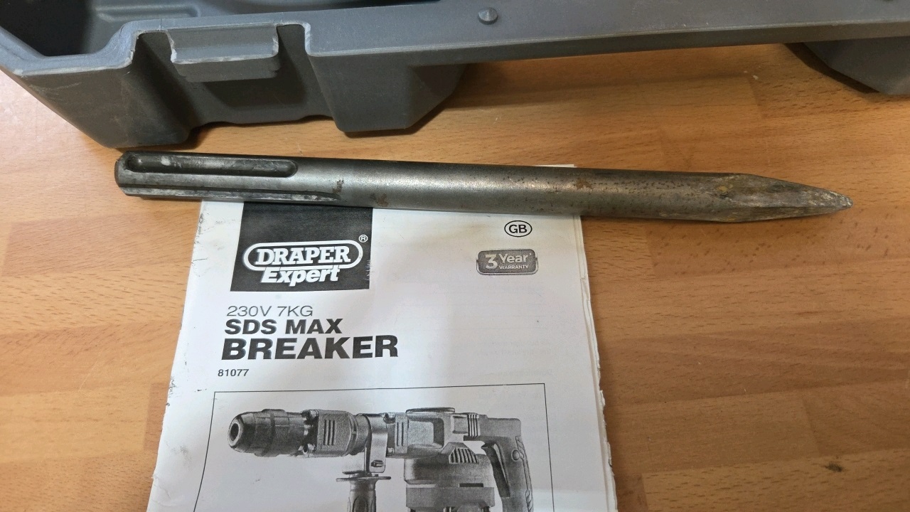 Lot 849 - DRAPER EXPERT 230V BREAKER