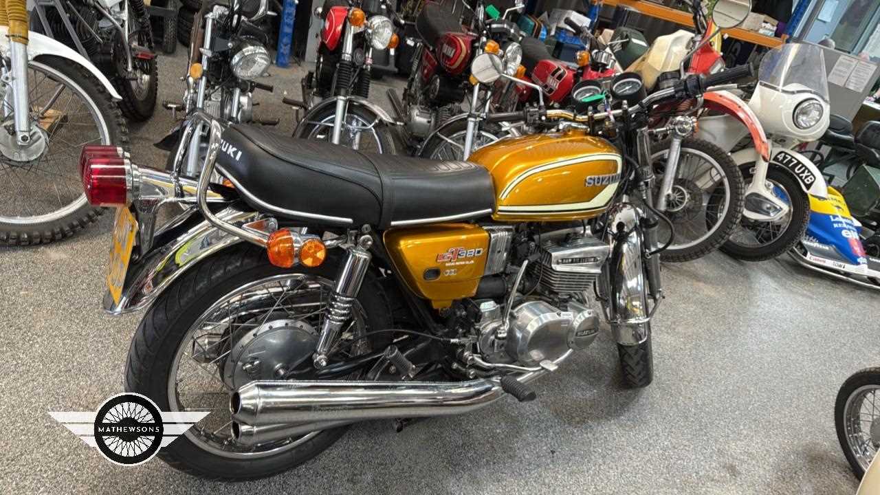 Lot 346 - 1975 SUZUKI