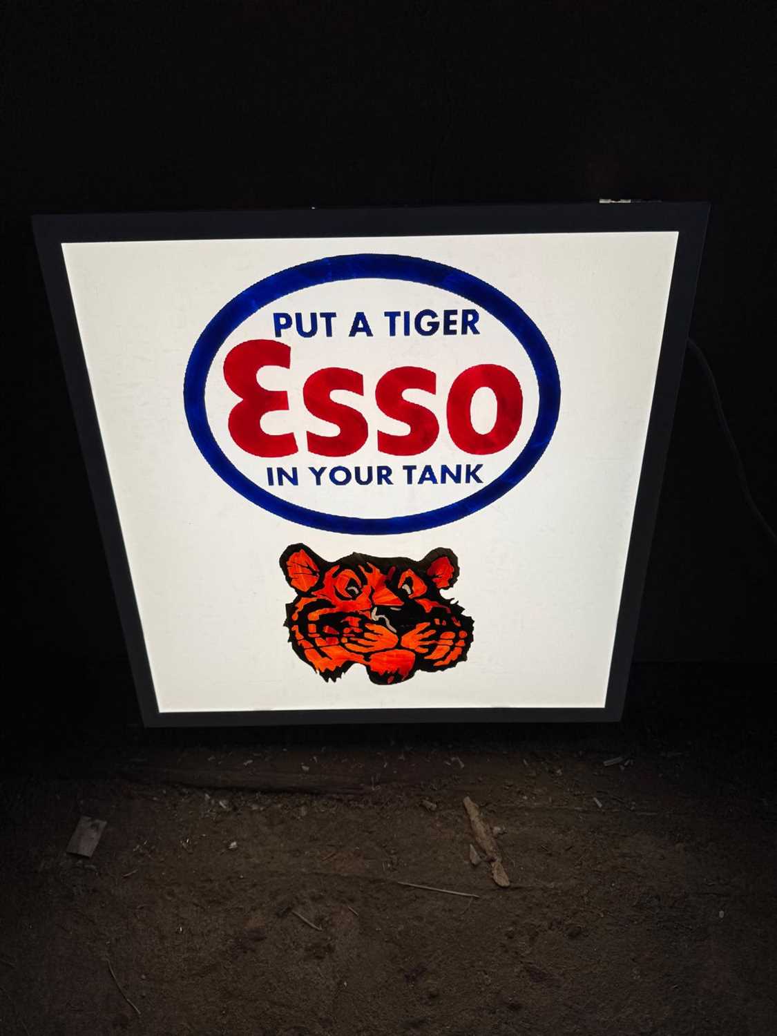 Lot 779 - ESSO PUT A TIGER IN YOUR TANK LIGHT UP SIGN