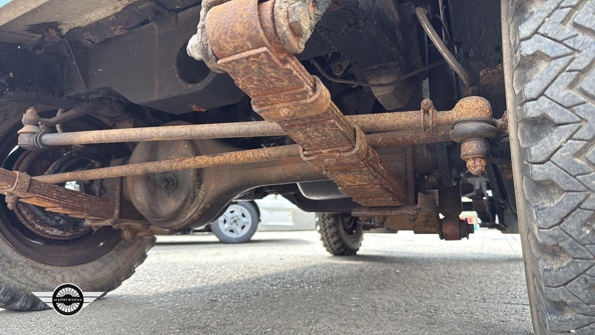 Lot 587 - 1978 LAND ROVER 88" - 4 CYL