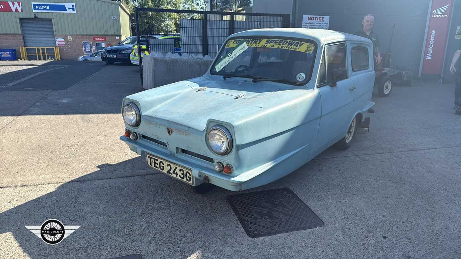 Lot 372 - 1969 RELIANT PETROL TRICYCLE