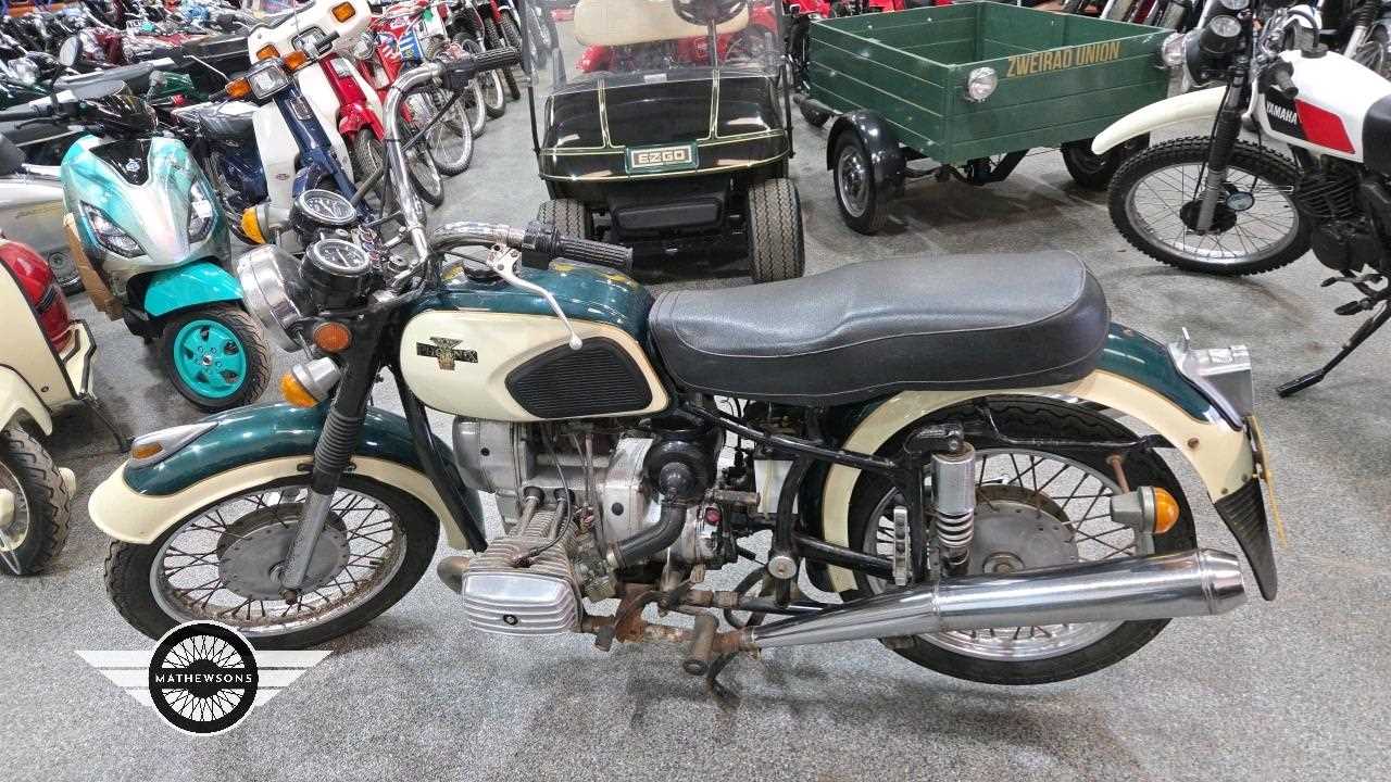 Lot 840 - 1990 NEVAL