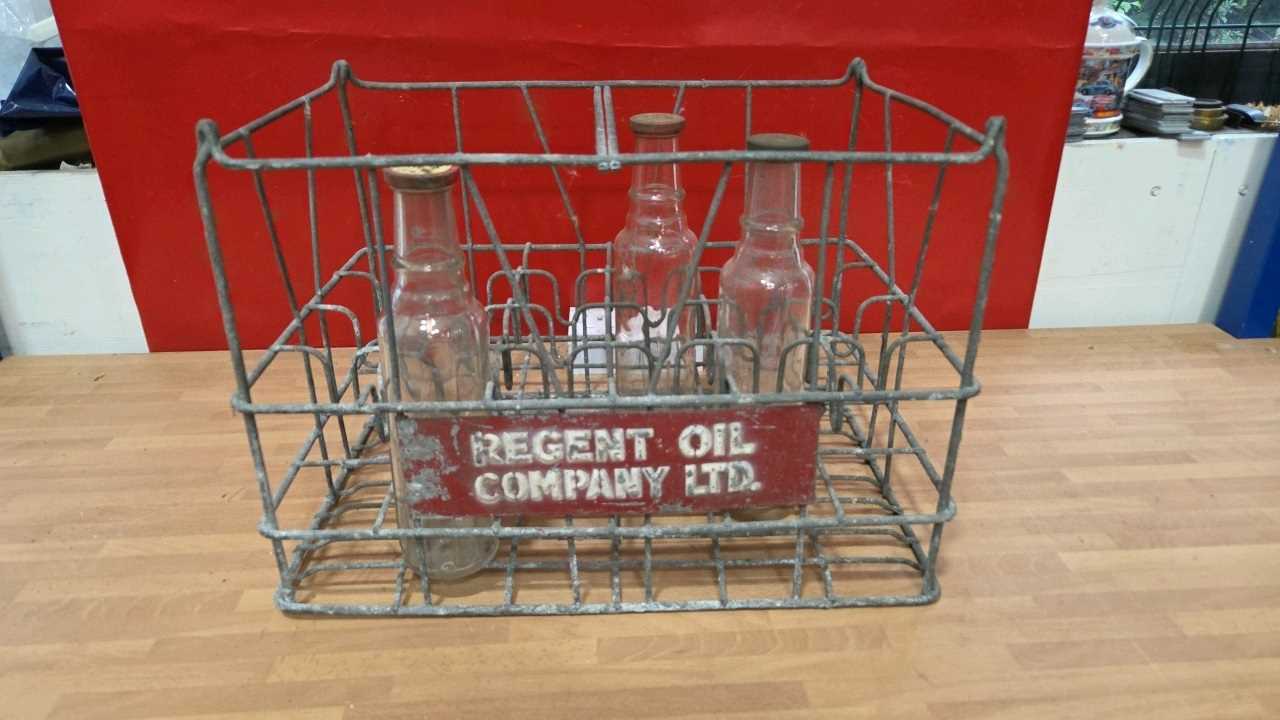 Lot 293 - REGENT OIL CRATE WITH 3 BOTTLES