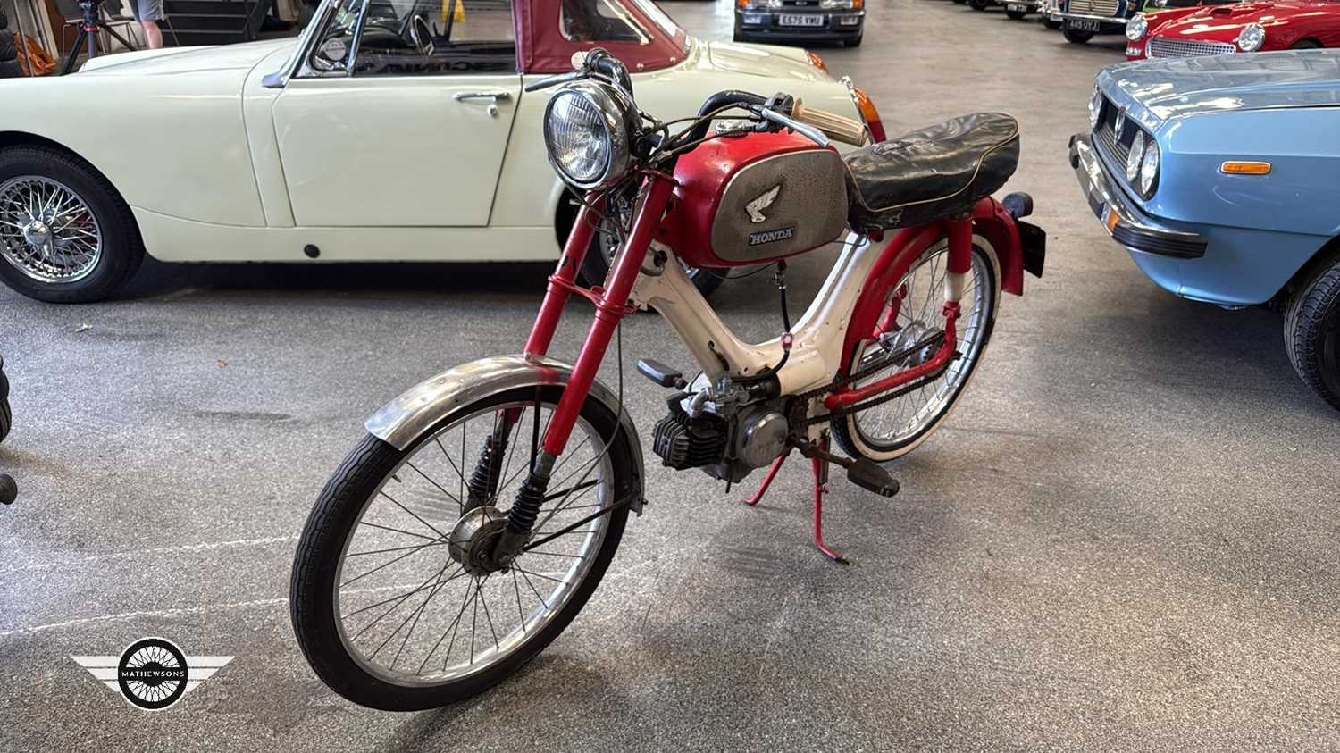 Lot 151 - 1965 HONDA PS50 SPORT