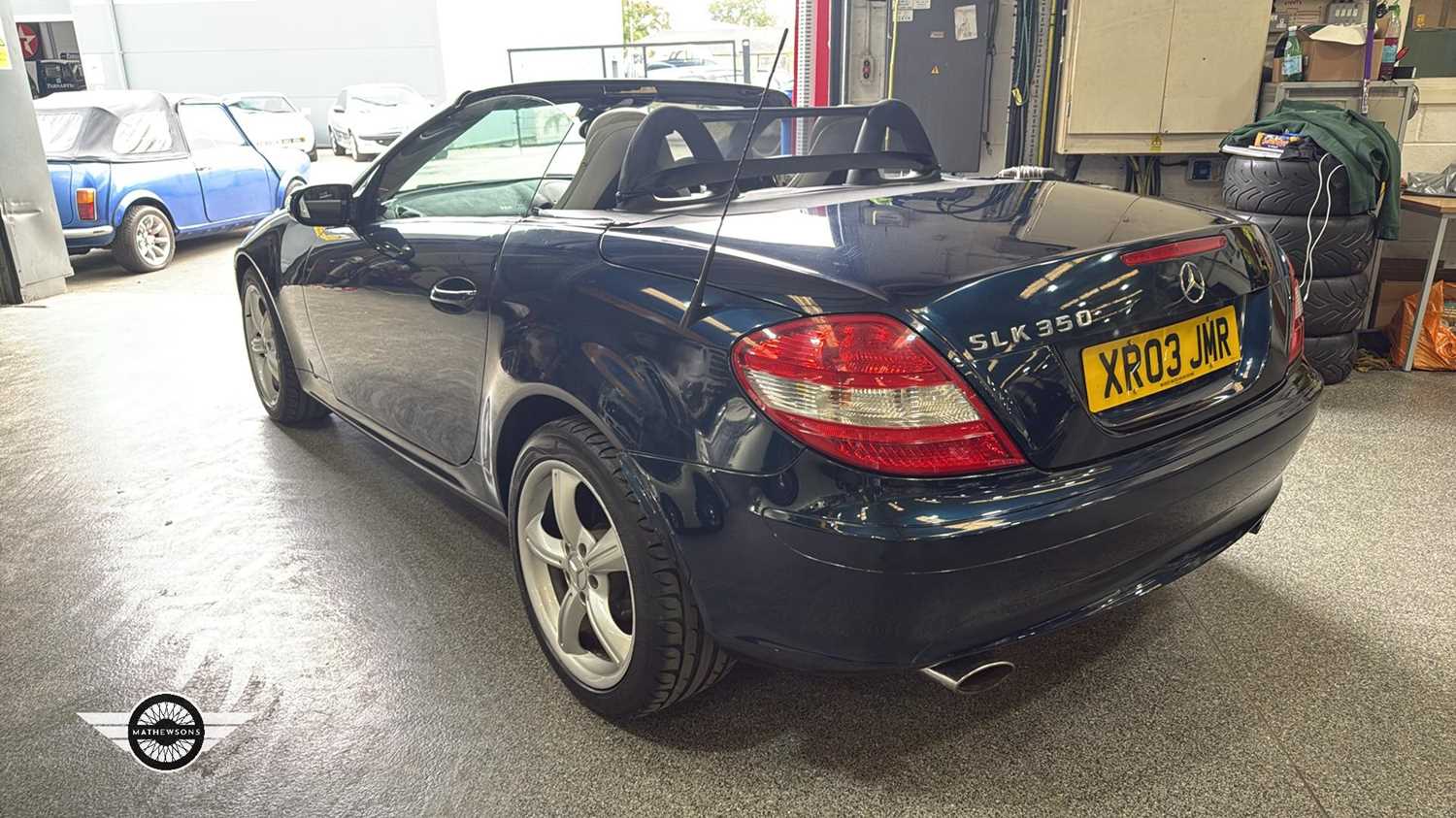 Lot 548 - 2004 MERCEDES SLK 350 AUTO