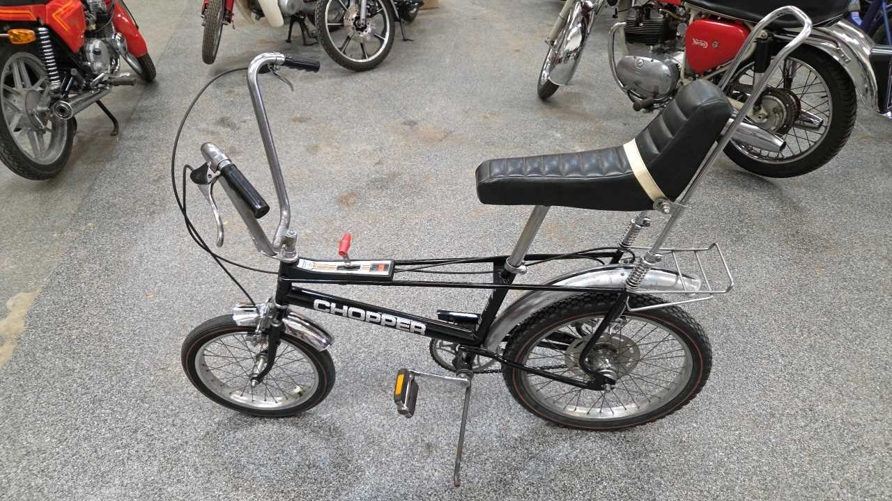 Lot 43 - MK2 RALEIGH CHOPPER IN BLACK IN EXCELLENT