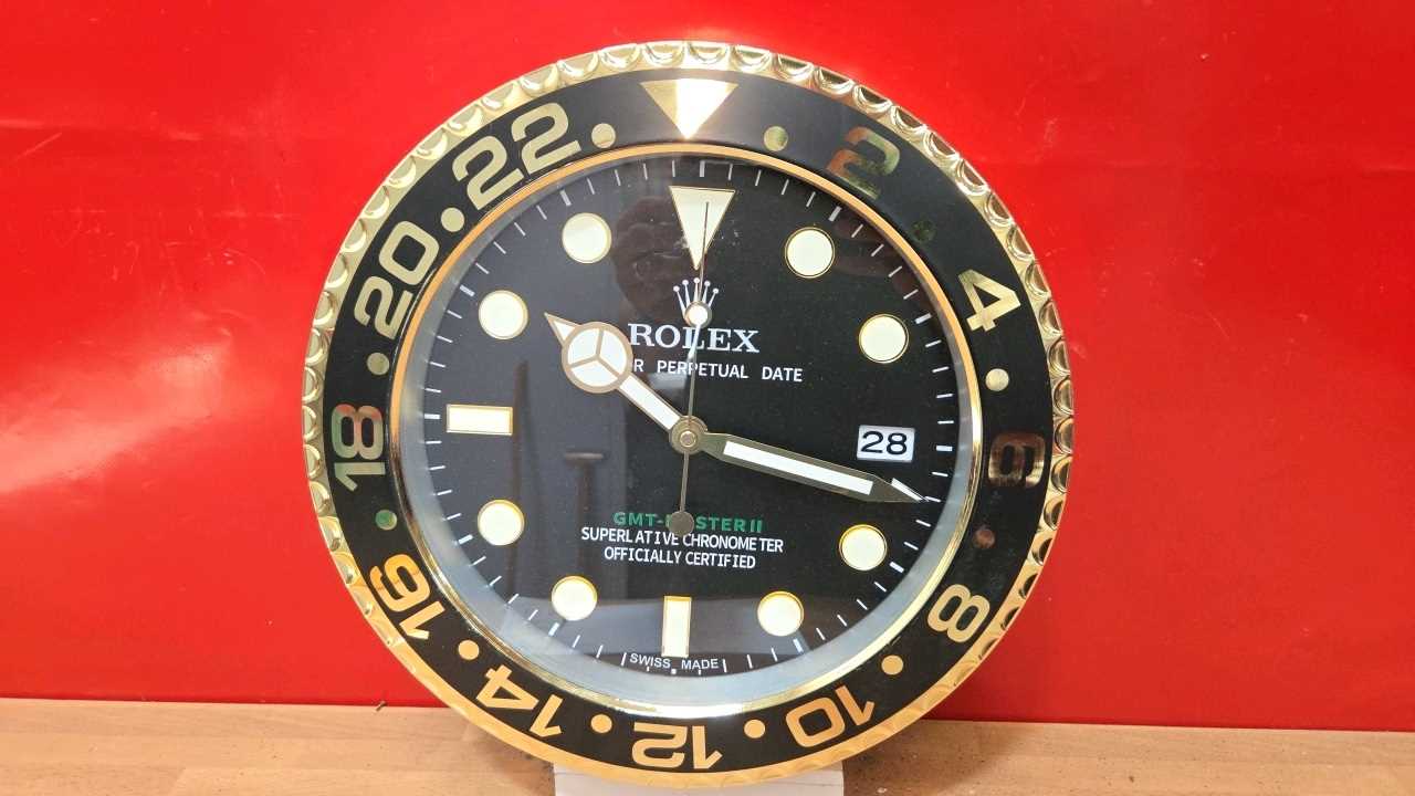 Lot 169 - ROLEX STYLE GMT MASTER II WALL CLOCK