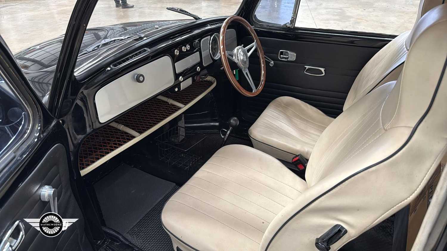 Lot 204 - 1973 VOLKSWAGEN 1300 BEETLE