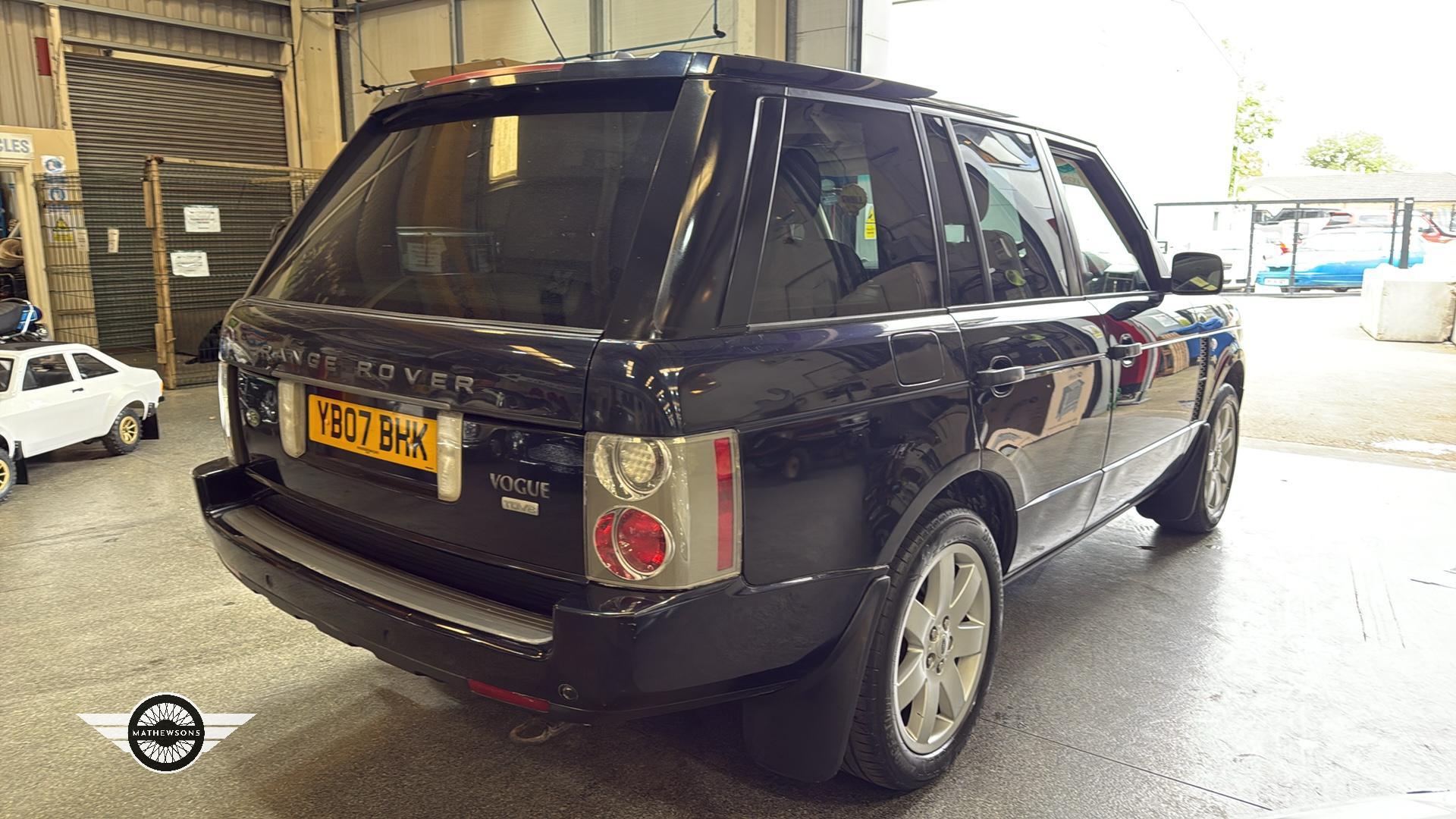 Lot 330 - 2007 LAND ROVER RANGE ROVER VOGUE TDV8 A