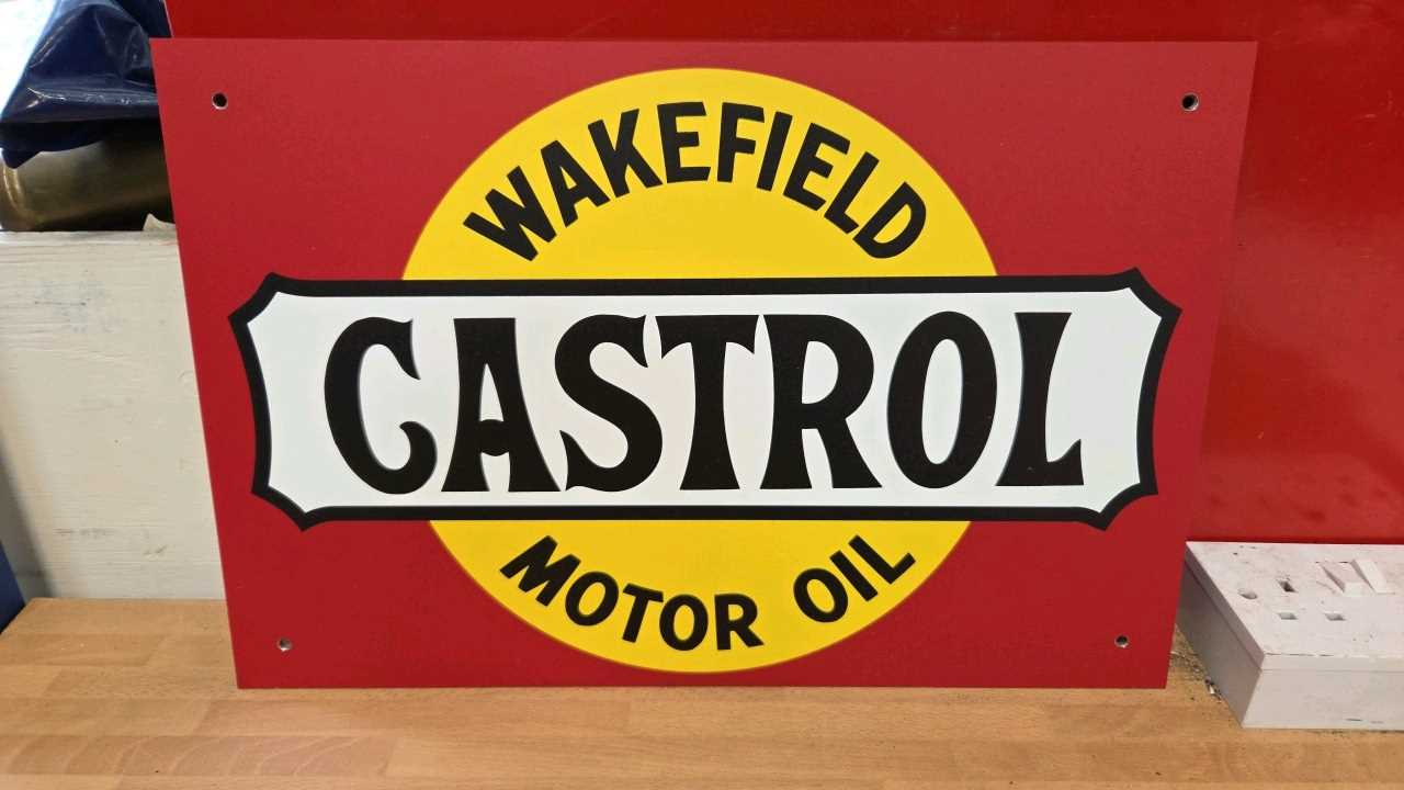 Lot 727 - CASTROL WAKEFIELD OIL SIGN 18" X 12"