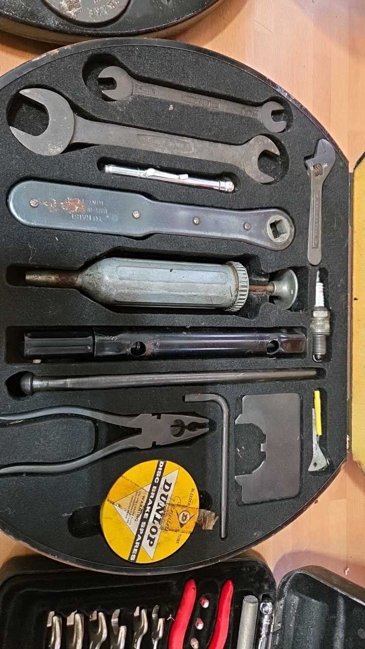 Lot 463 - 3 X JAGUAR TOOL KITS 1960'S , 1970'S TO 1980'