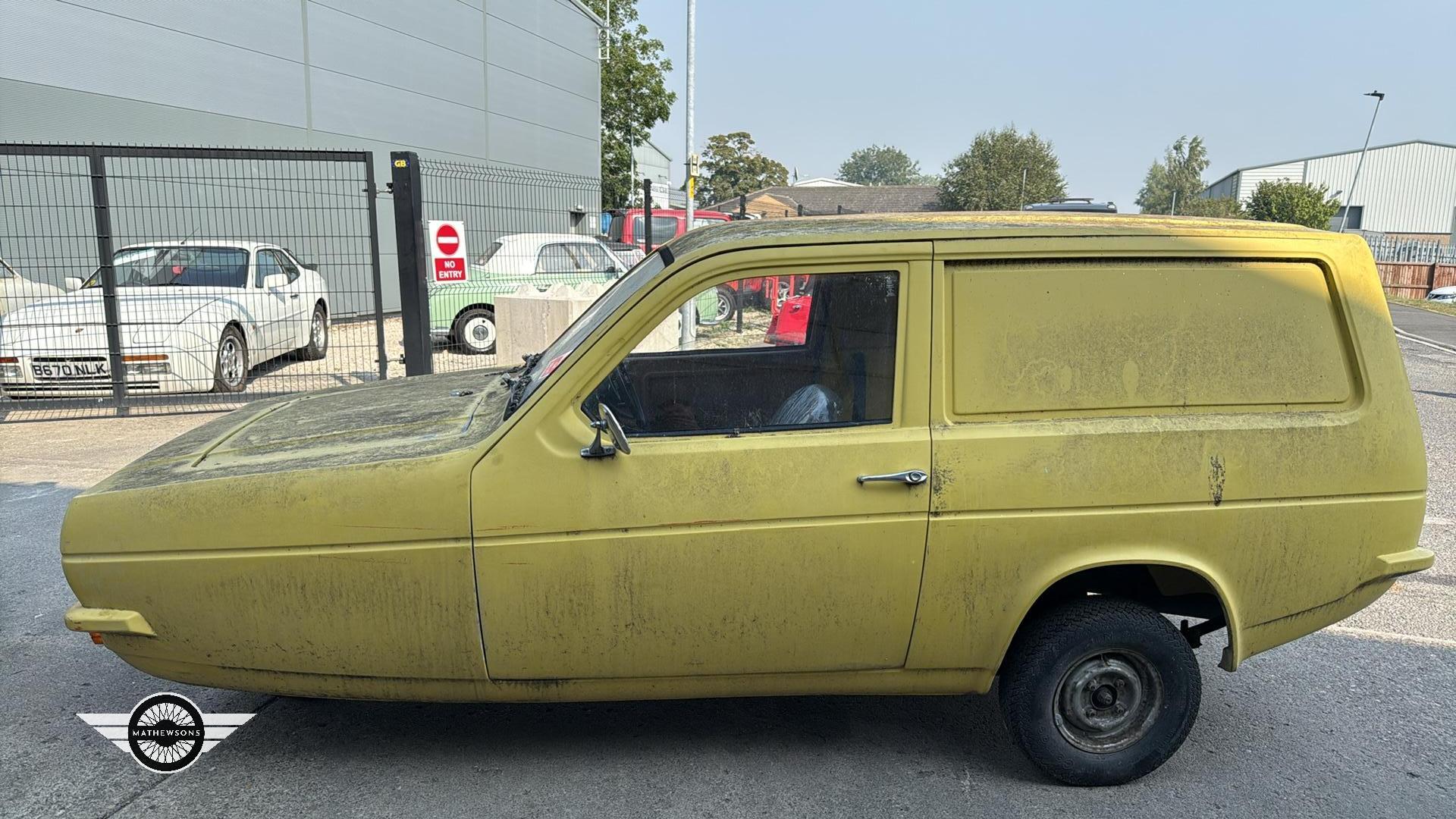 Lot 468 - 1976 RELIANT ROBIN VAN