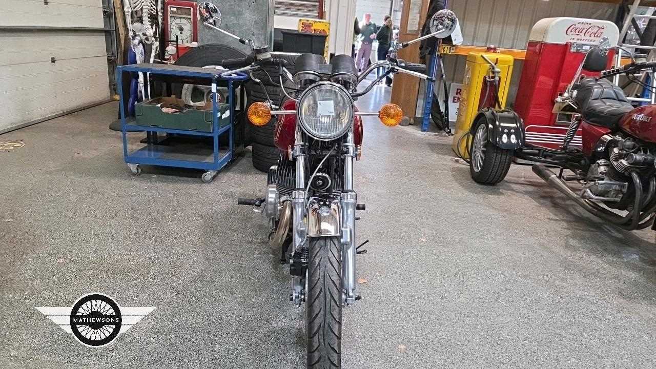 Lot 325 - 1977 SUZUKI
