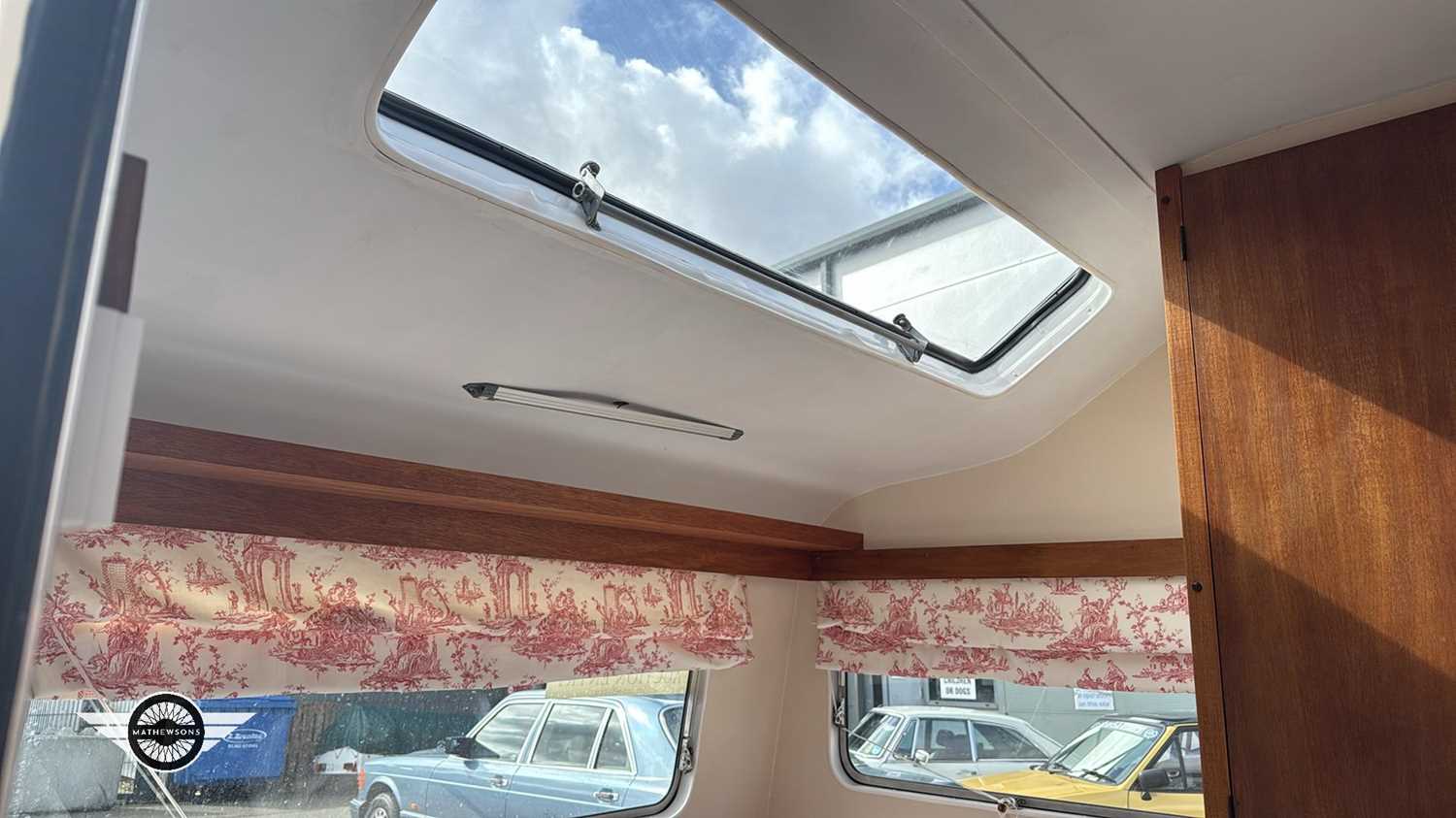 Lot 342 - 1967 SPRITE MAJOR VINTAGE TOURING CARAVAN