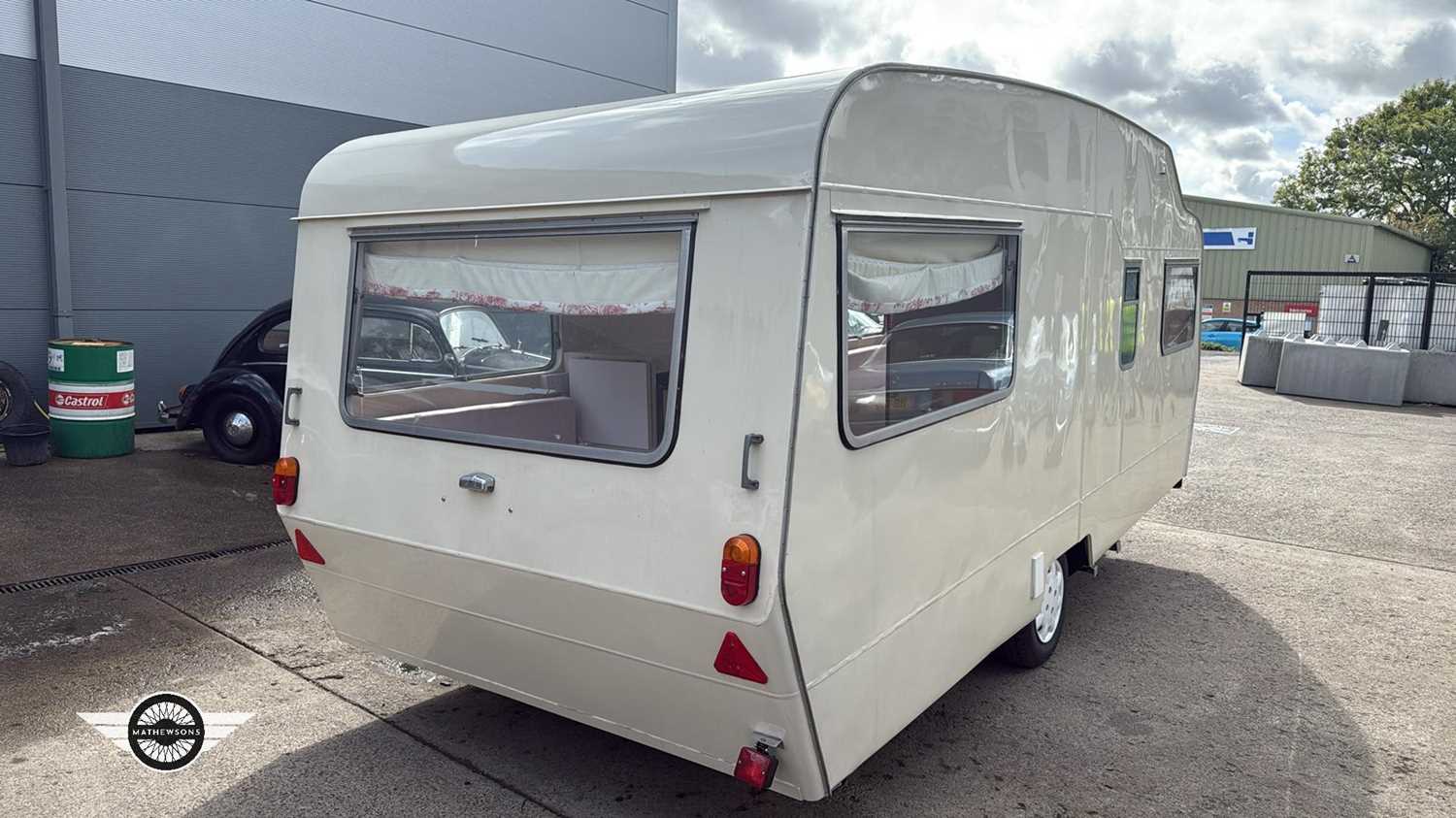 Lot 342 - 1967 SPRITE MAJOR VINTAGE TOURING CARAVAN