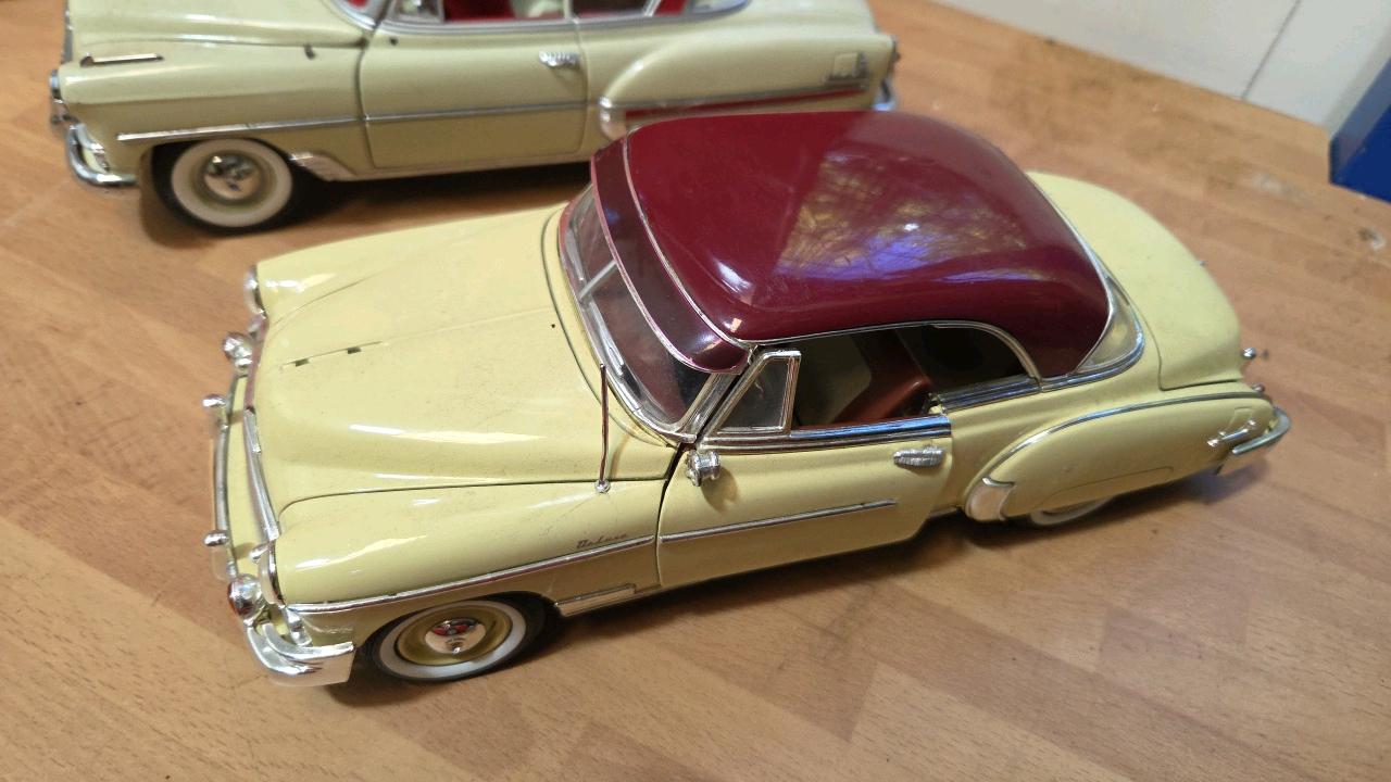 Lot 185 - SELECTION OF 1/24 & 1/18 SCALE MODEL CARS