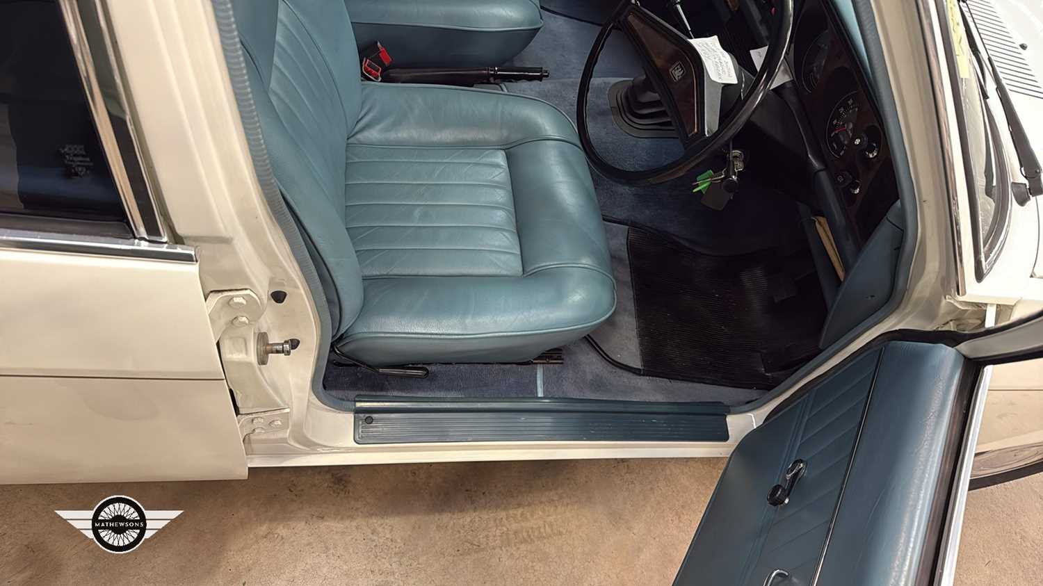 Lot 90 - 1973 VAUXHALL VICTOR