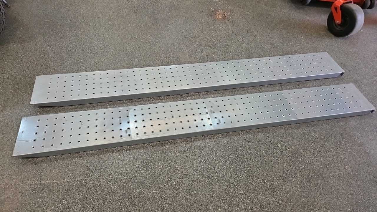 Lot 505 - RHINO RECOVERY LOADING RAMPS-HEAVY DUTY SWL