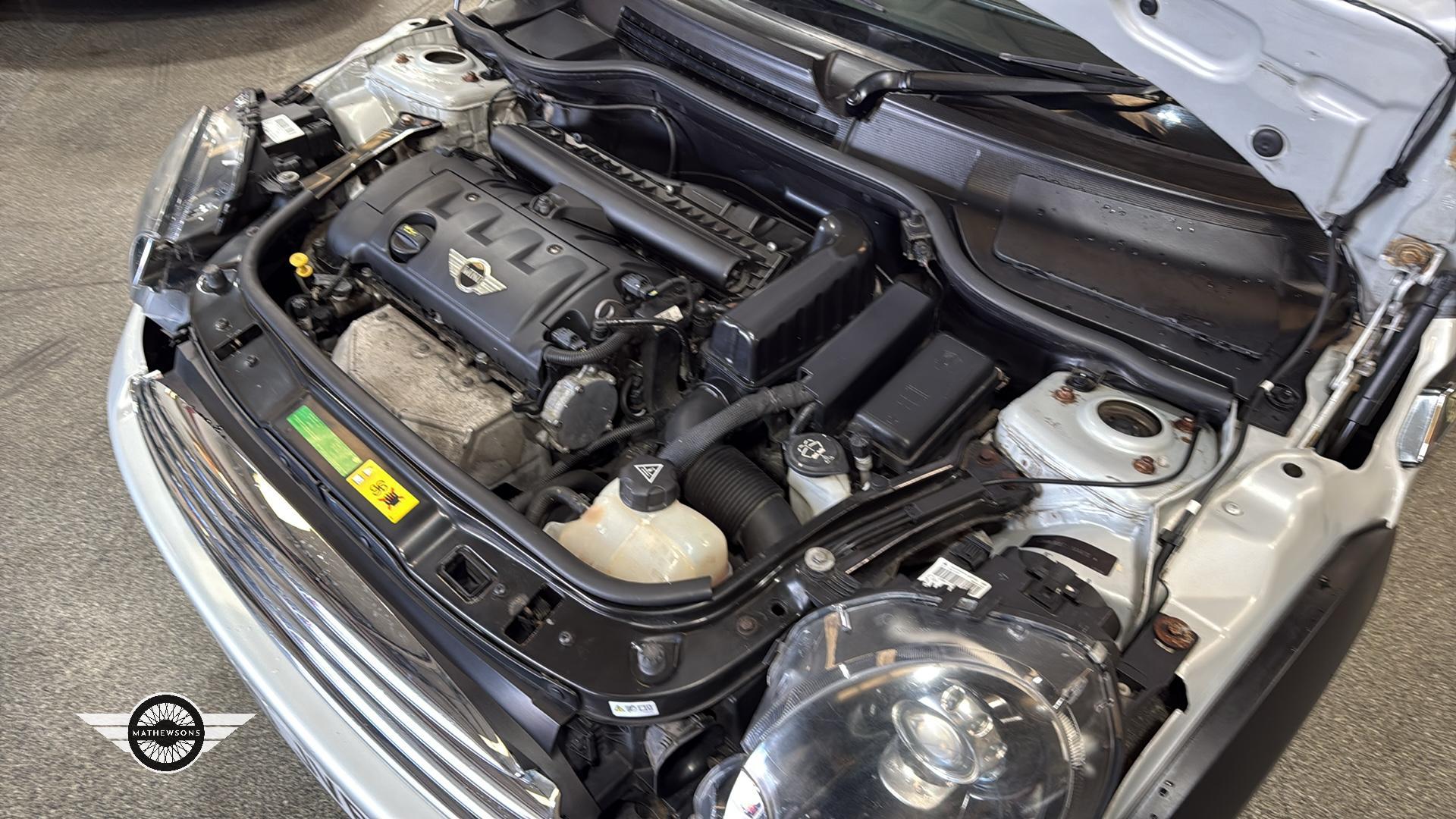 Lot 566 - 2010 MINI COOPER CAMDEN