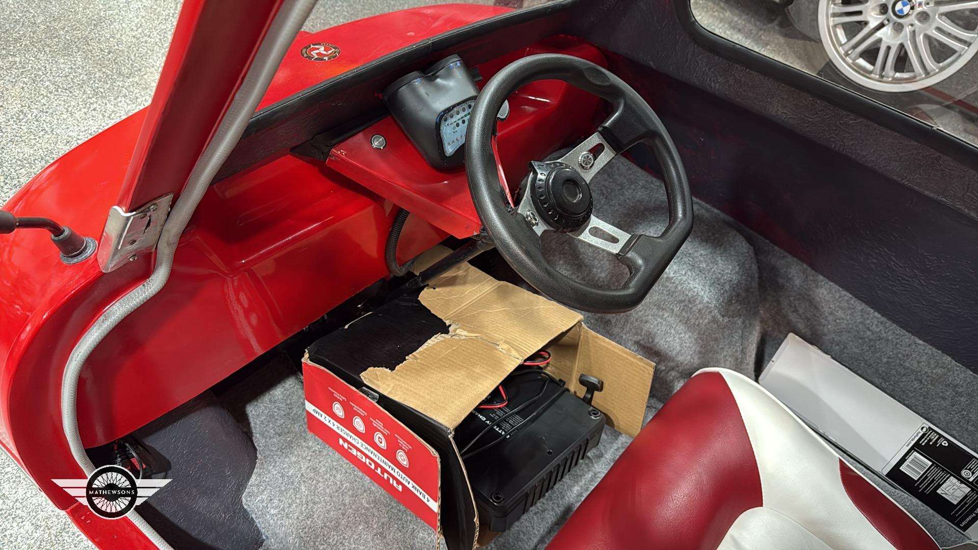 Lot 562 - PEEL P50 REPLICA