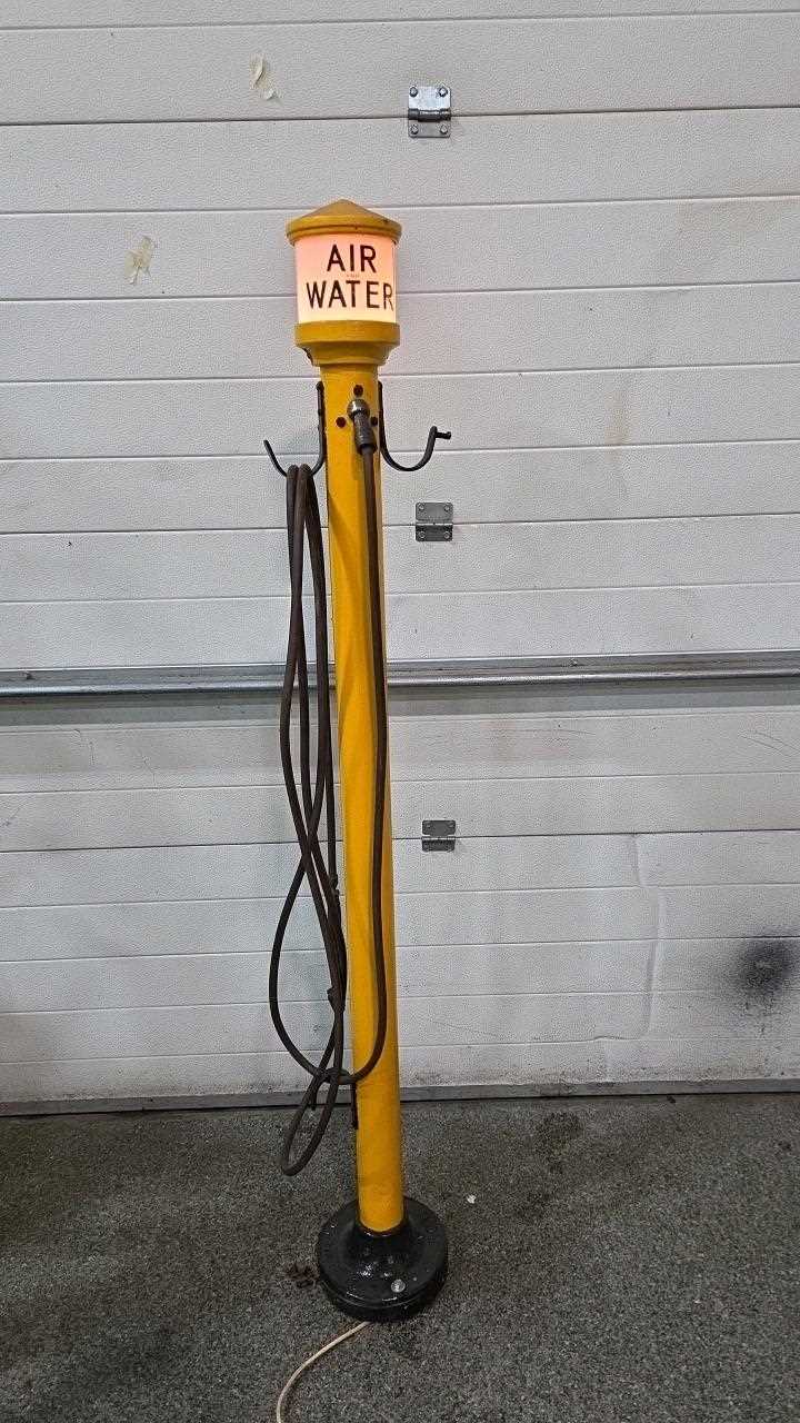 Lot 143 - AIR AND WATER GARAGE FORECOURT STAND
