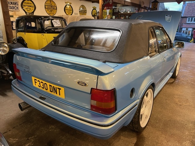 Lot 114 - 1989 FORD ESCORT XR3I CONVERTIBLE