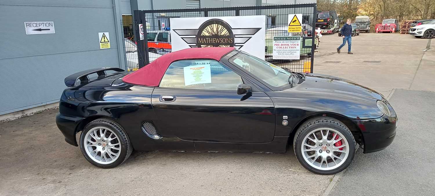 Lot 304 - 1999 MG F 75TH ANNIVERSARY