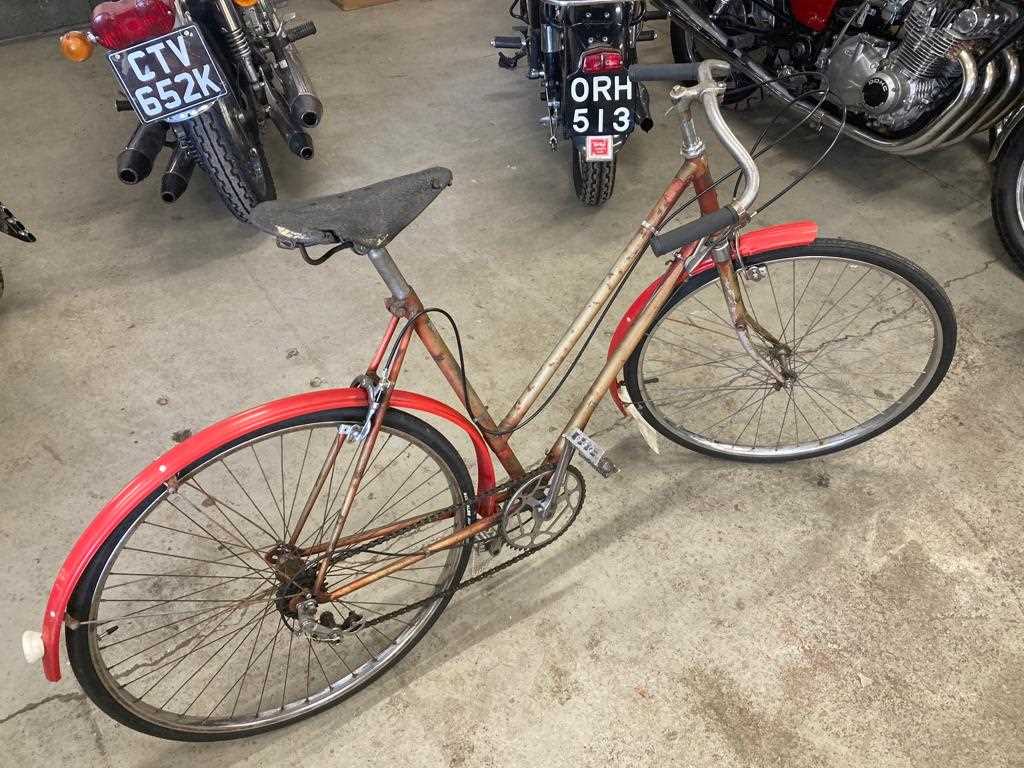 Lot 85 - 1951 HERCULES WOMENS KESTREL RACE BIKE