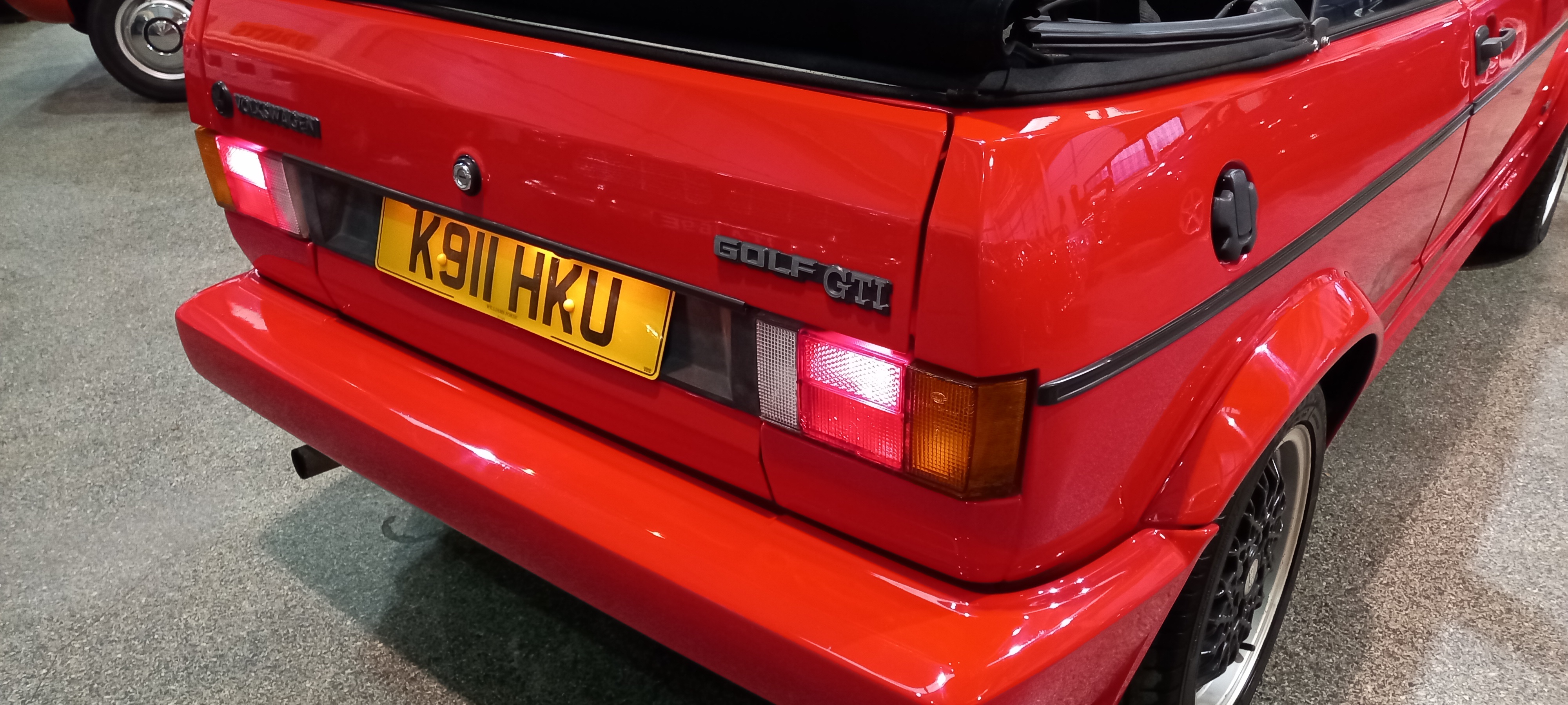 Lot 263 - 1993 VOLKSWAGEN GOLF GTI SPORTLINE