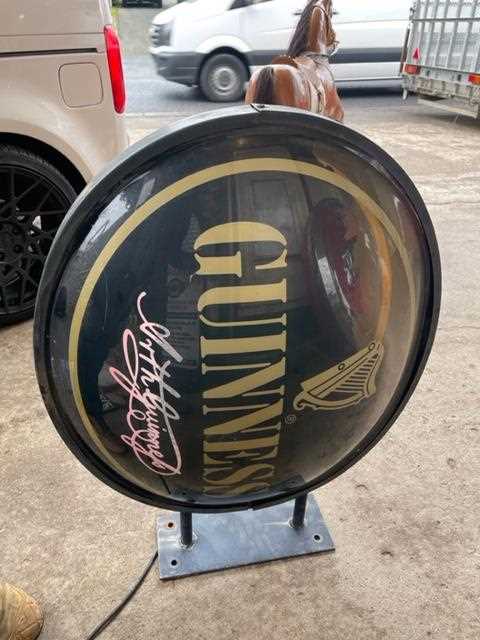 Lot 111 - WALL MOUNTED ILLUMINATED GUINNESS SIGN