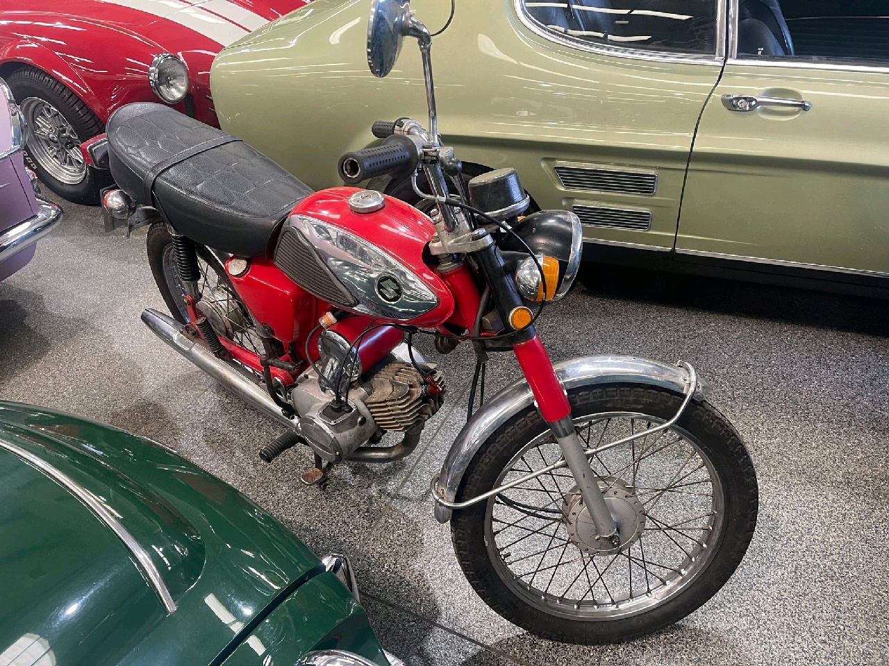 Lot 417 - 1966 SUZUKI A100