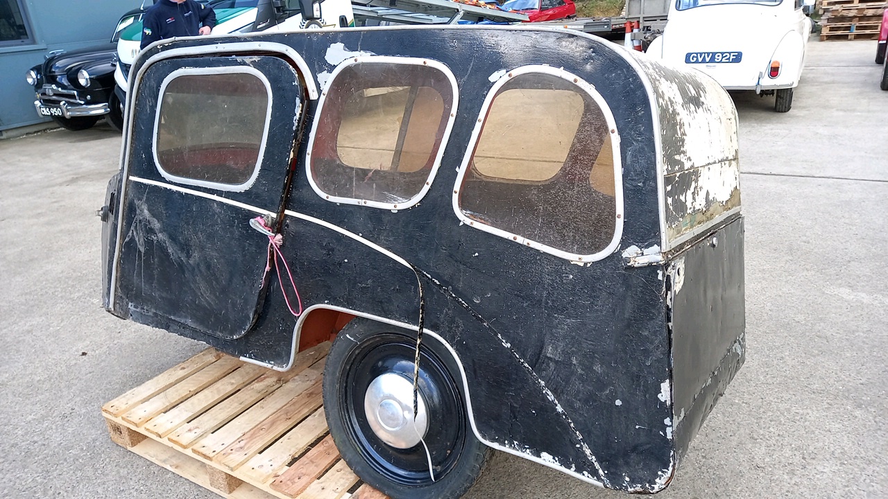 Lot 448 - Circa 1950s CANTERBURY DOUBLE ADULT SIDECAR