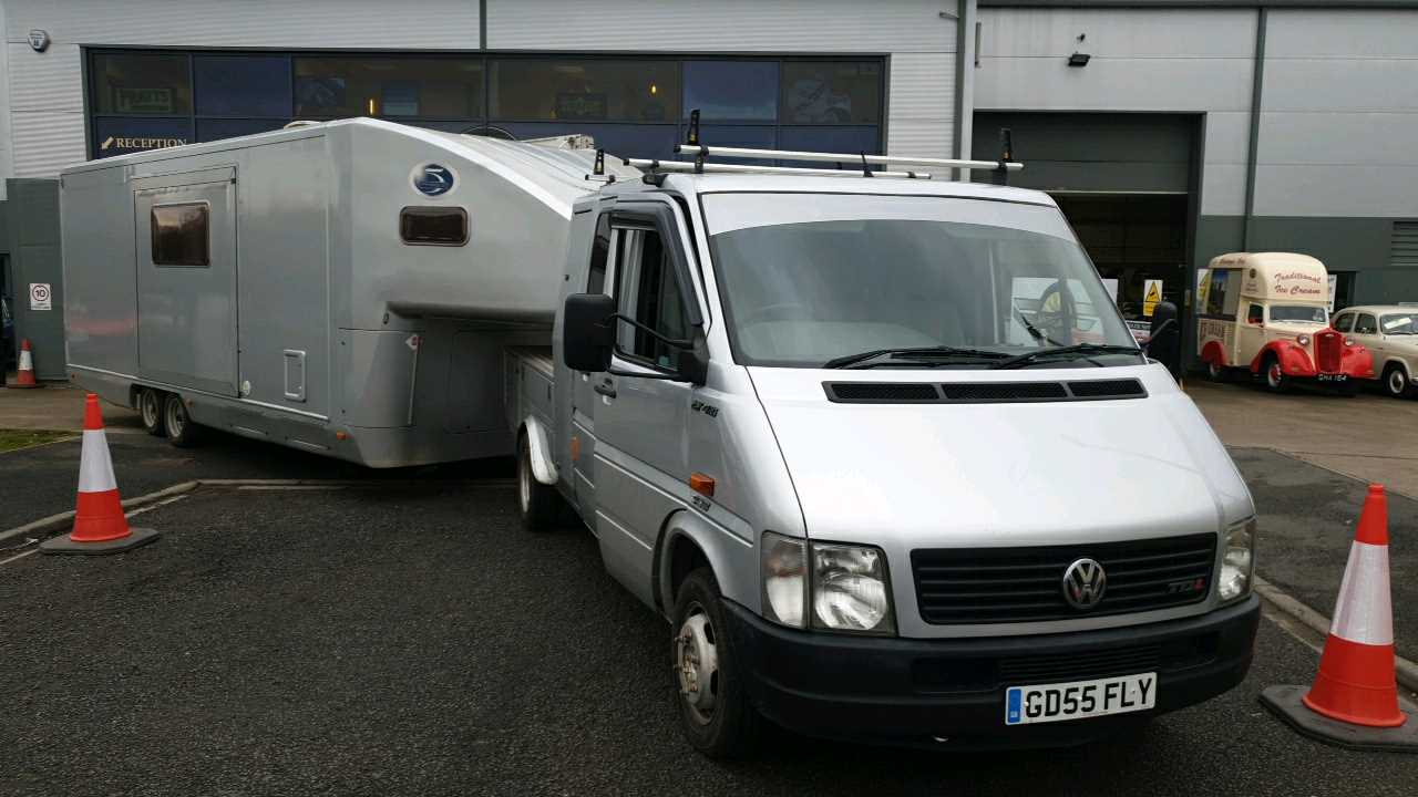 Lot 105 - 2006 VOLKSWAGEN LT46 158 TDI MWB