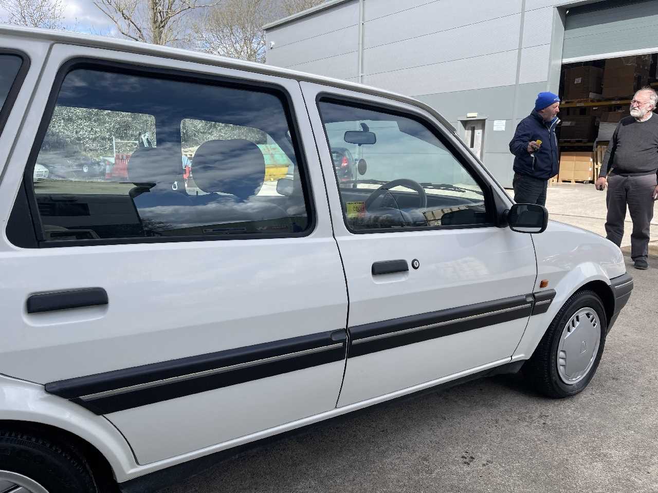 Lot 370 - 1990 ROVER METRO