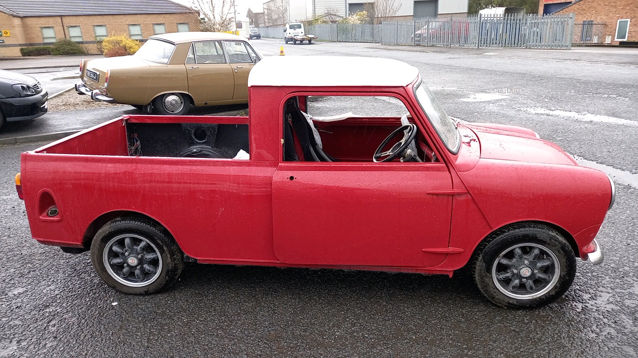 Lot 558 - 1978 LEYLAND CARS MINI 1000
