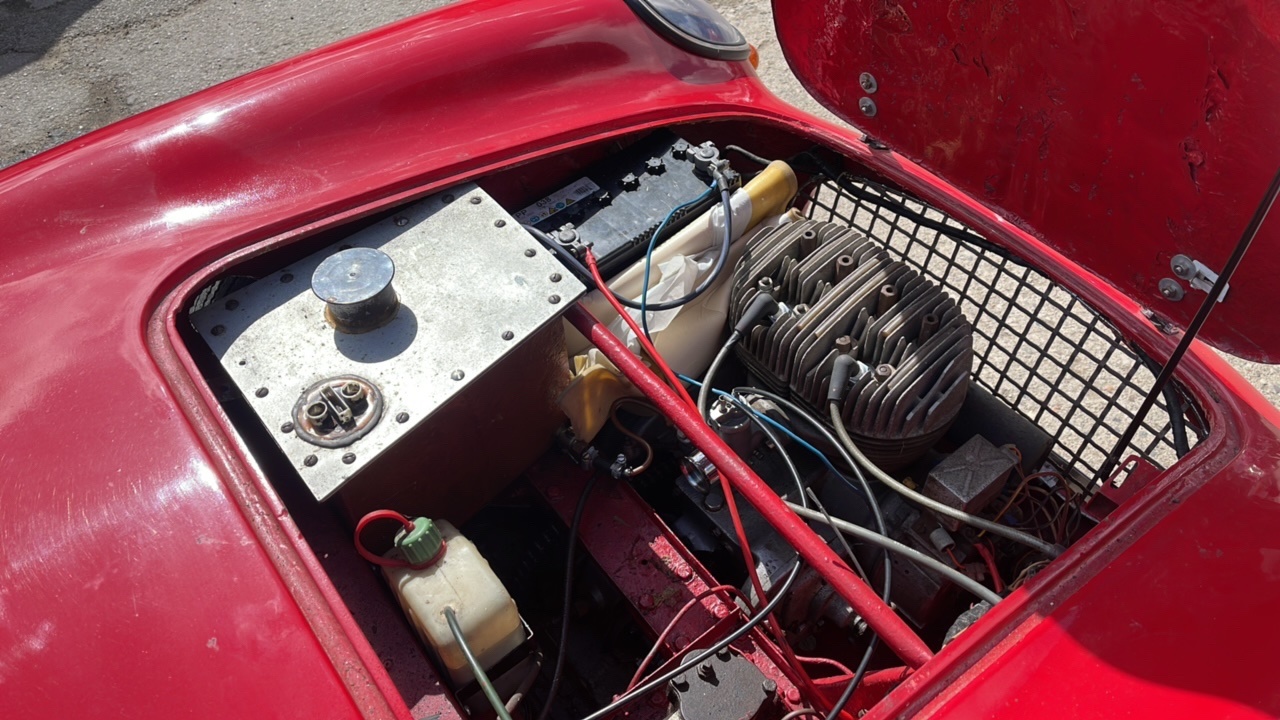 Lot 113 - 1959 BERKELEY T60